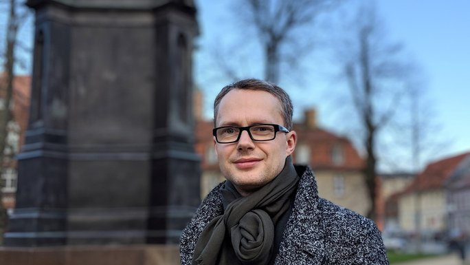 "Fakten allein reichen nicht!" - Interview mit Dr. phil. Alexander ...